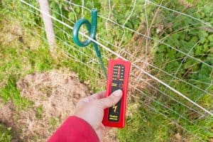 Best Electric Fence Fault Finder & Tester of 2021 - Gale's Westlake